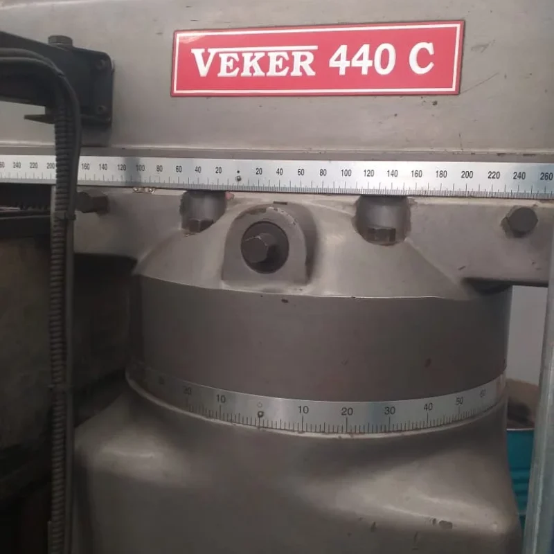 FRESADORA FERRAMENTEIRA VEKER ISO 40 VK440C – INVERSOR DE FREQUENCIA ...