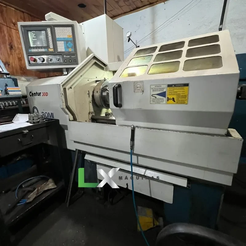 TORNO CNC ROMI CENTUR 30D MACH9 – 2004 – LX Maquinas